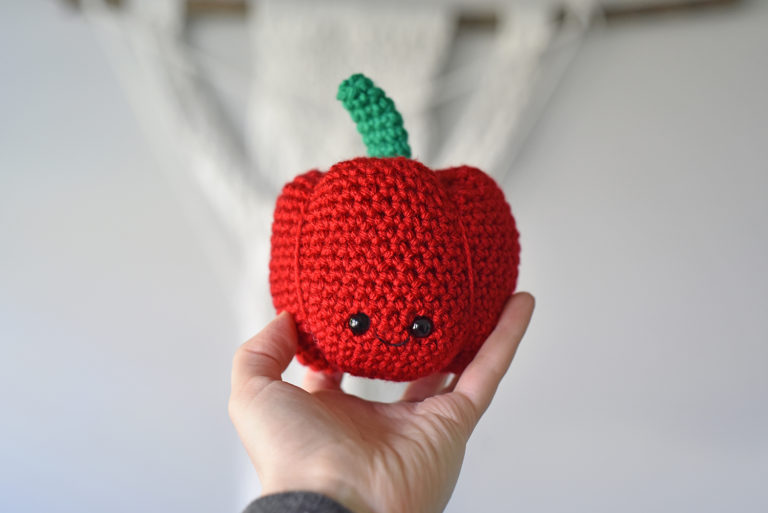 Bell Pepper - Free Crochet Pattern - The Turtle Trunk